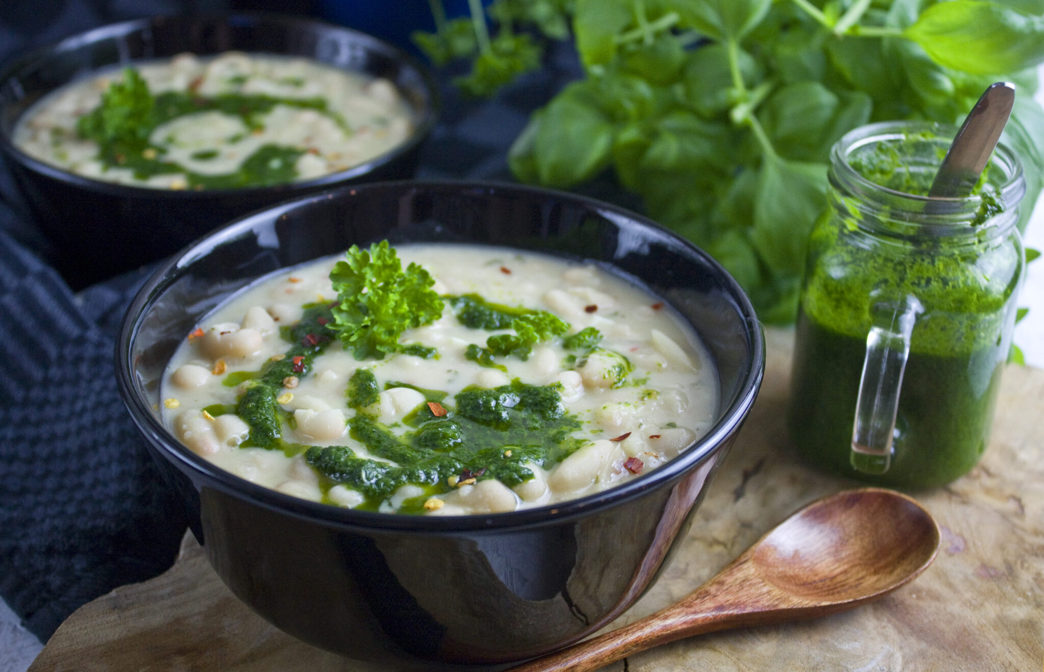 Weiße Bohnensuppe mit Kräuter-Sauce | Toastenstein.com